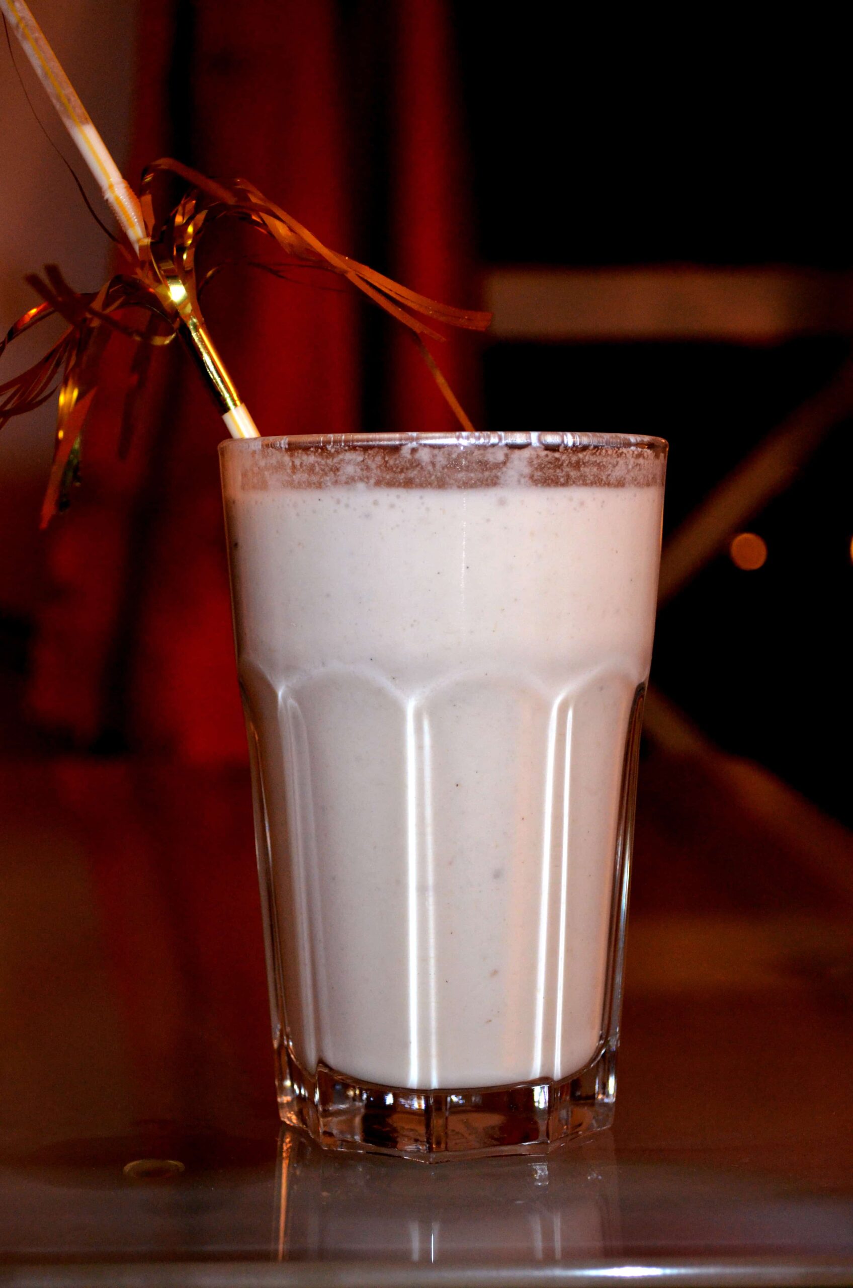 Creamy Coconut & Vanilla Delight Milkshake - Daria Tkatchenko Larsen